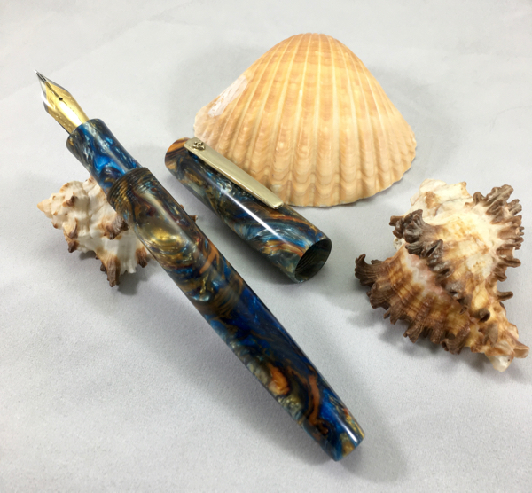 Wordsmith in Beach Walk Vaper Swirl – Medium | Scriptorium Pens