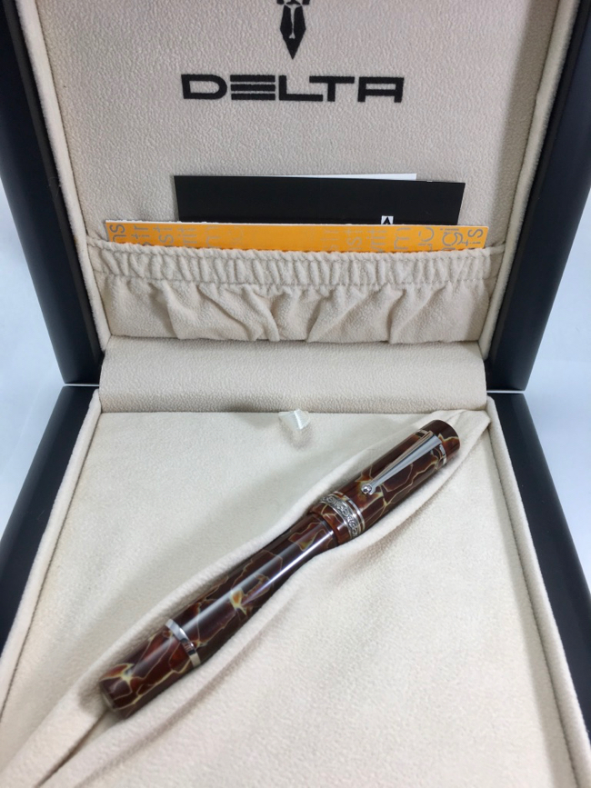 Delta Chatterley Stantuffo Marmo Incrinato Celluloid | Scriptorium Pens